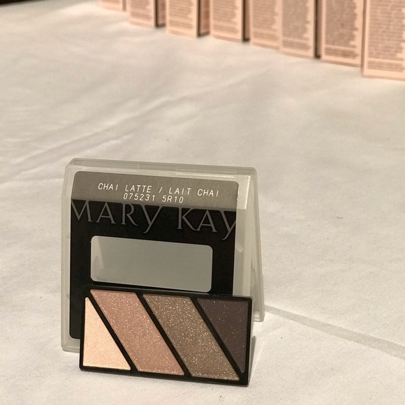Mary Kay | Makeup | Very Rare Nib Mary Kay Chai Latte Quad Pallet ...